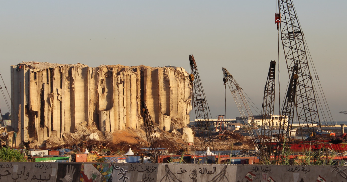 Video of explosion aftermath is from Lebanon in 2020, not Ukraine ...