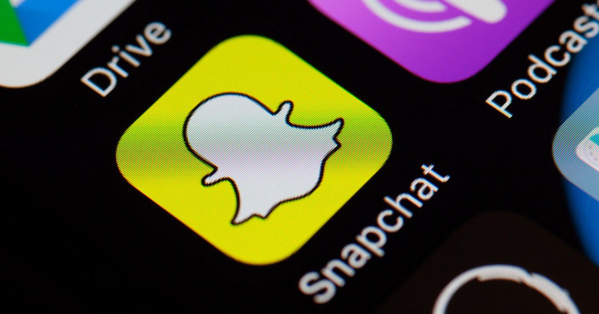 Snapchat doesn’t secretly learn the time you were born – Full Fact
