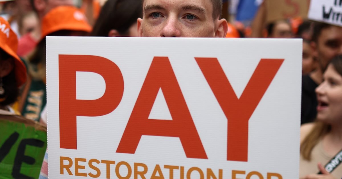 Resident doctors’ pay: how much do they earn, and what does the BMA ...