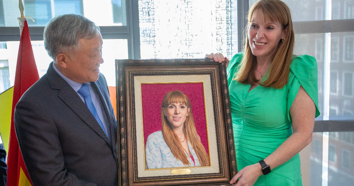 Angela Rayner did not gift portrait of herself to Vietnamese politician ...