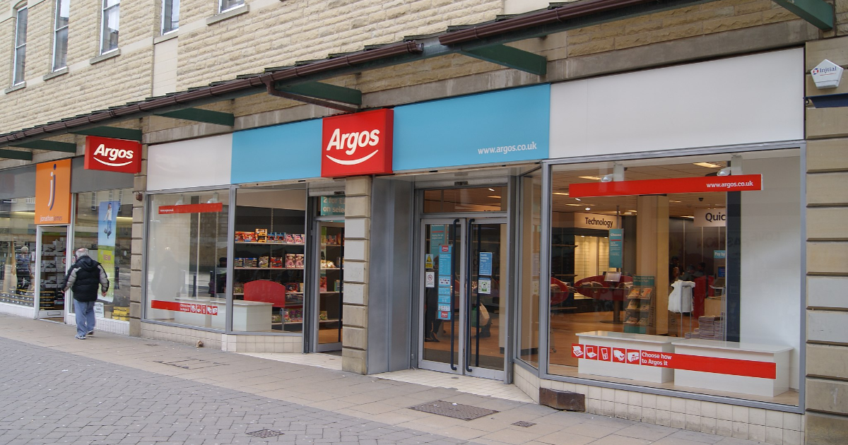 Argos £3 AirPod Max deal is fake – Full Fact