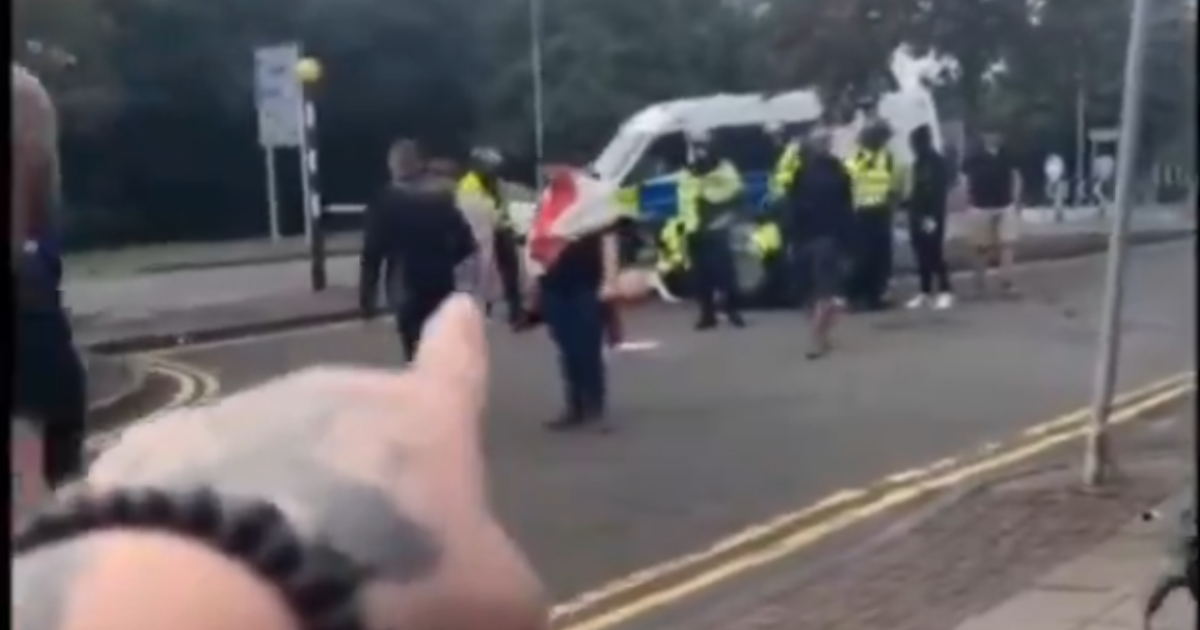 Claim two protesters were ‘stabbed by Muslims in Stoke’ is false – Full ...